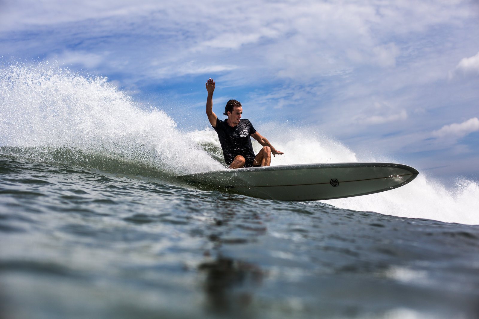 Deus Nine Foot and Single 2016 – The Nine Foot – Deus Ex Machina Europe