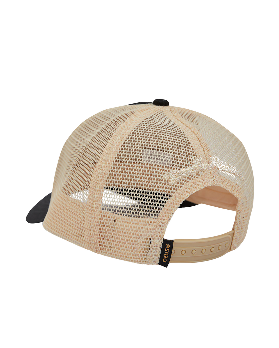 Hats | Deus Ex Machina | Passenger Trucker – Deus Ex Machina Europe