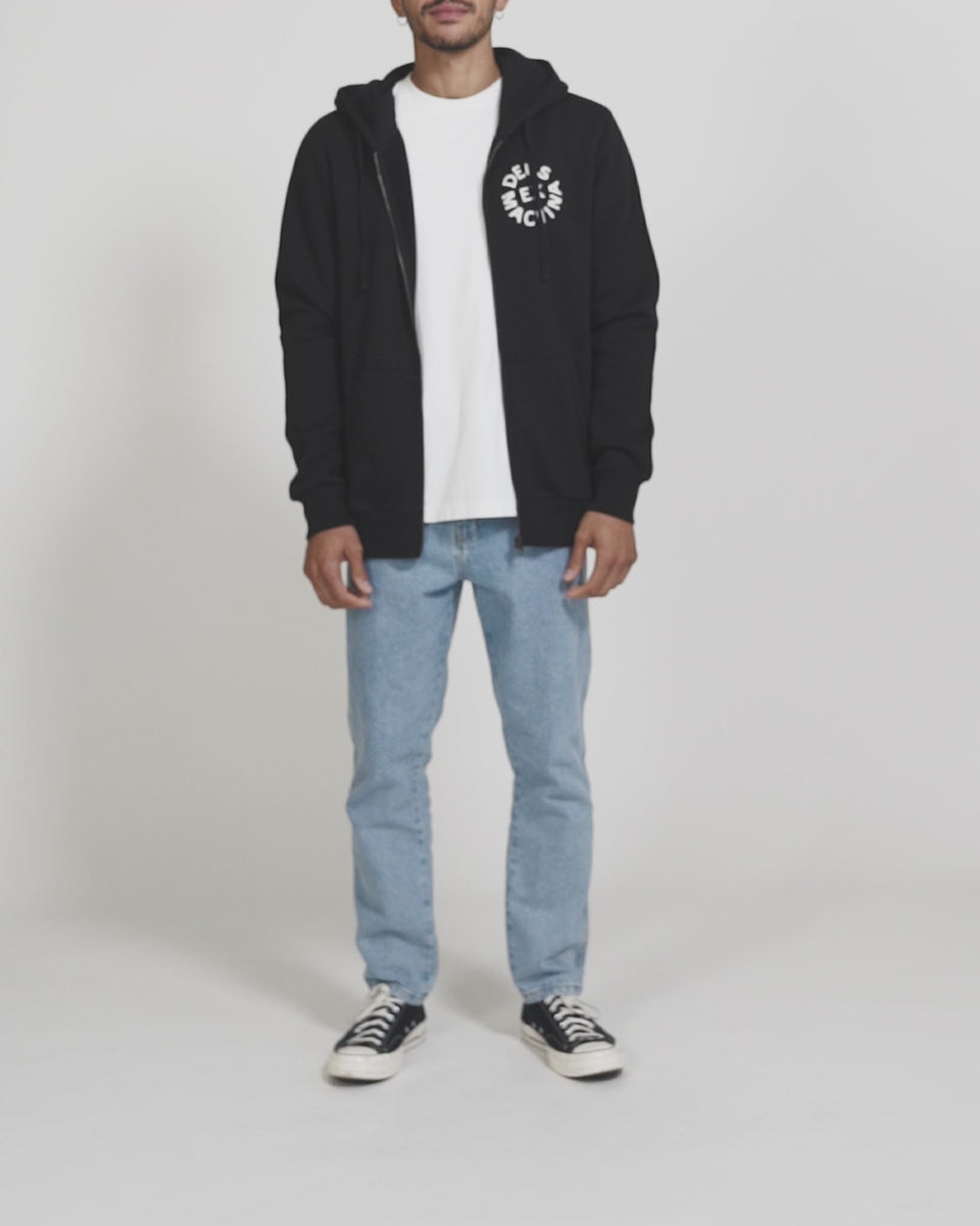 apparel & accessories > clothing – Deus Ex Machina Europe